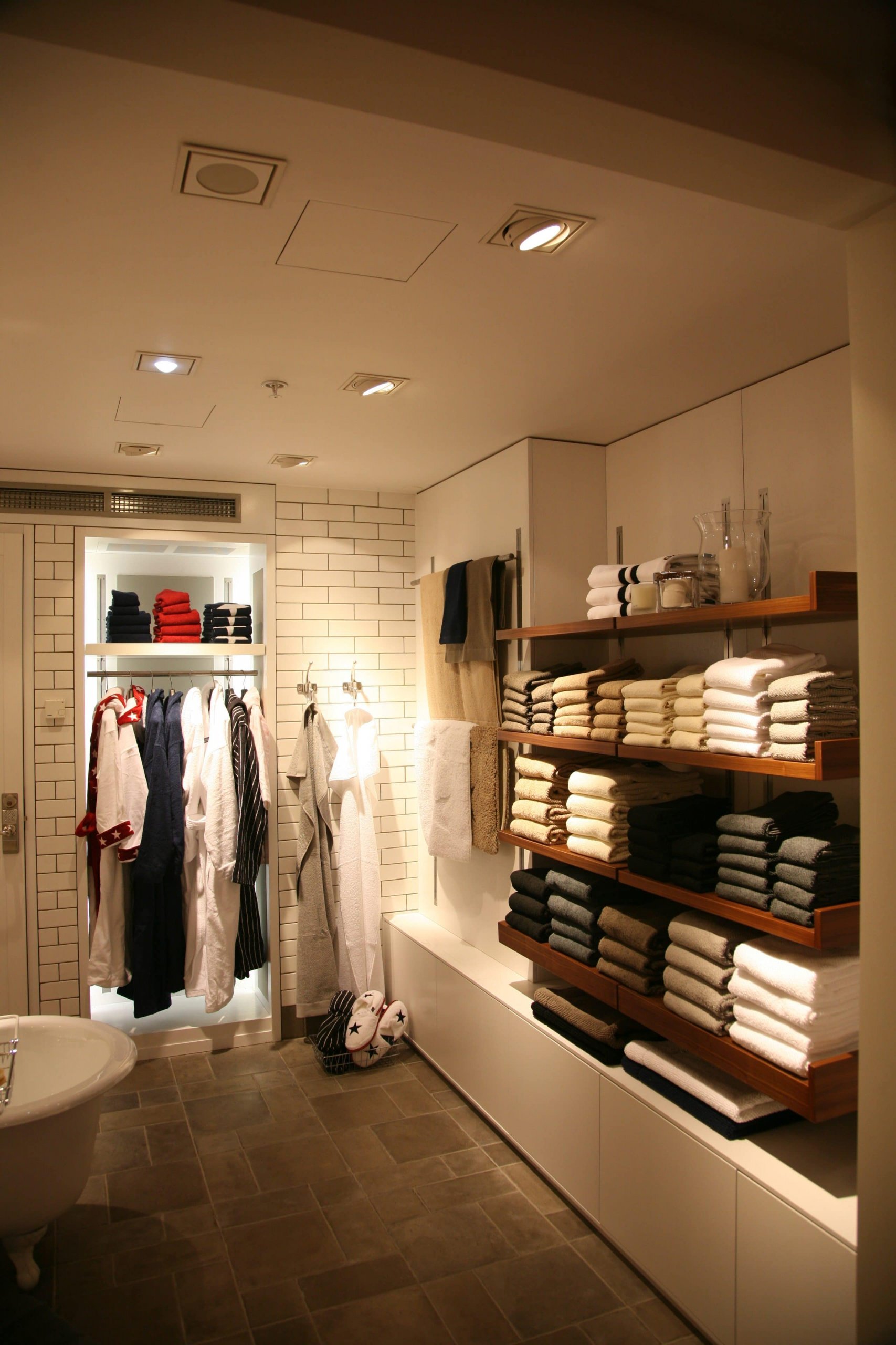 GANT FLAGSHIP STORE, STOCKHOLM - Bratt Group